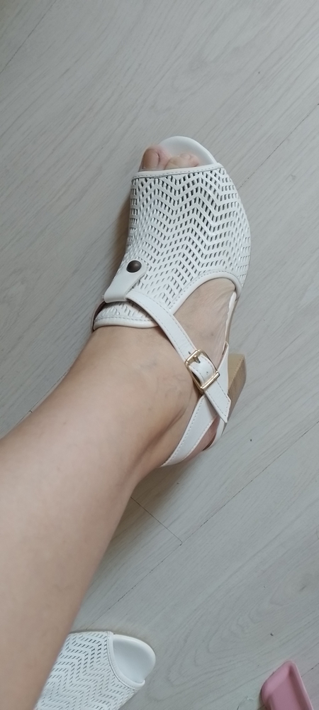 Босоножки женские 37