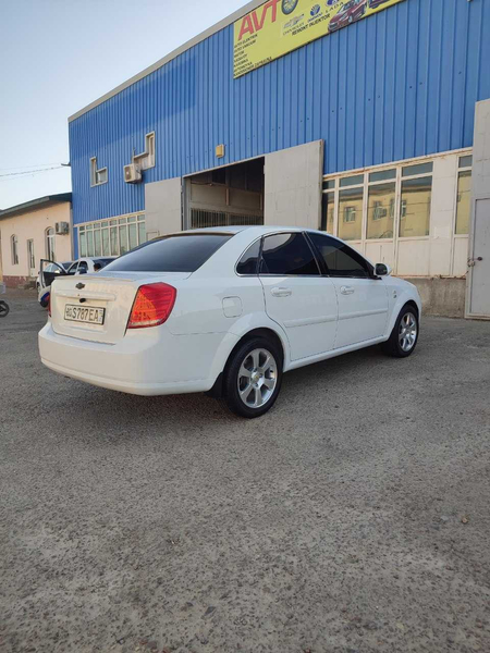 Chevrolet Lasetti год 2012 в идеальном состоянии