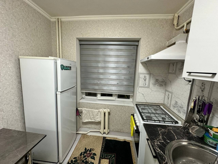 Шота Руставвели 1/2/5 Хорший ремонт Мебель и техника все остается кирп
