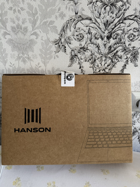 Продается срочно абсолютно новый ноутбук :HANSON LAPTOP 15.6TRX HS