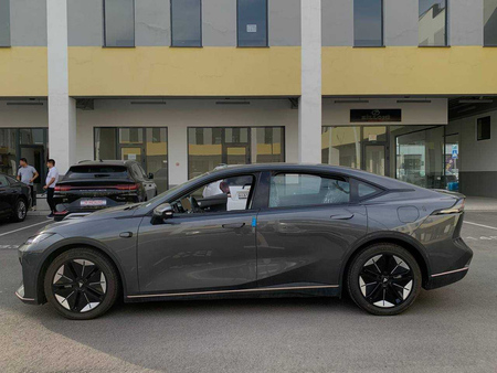 Deepal (Shenlan) SL03 В автосалоне Dex Cars