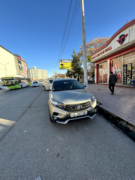 Lada XREY Cross full 1.8