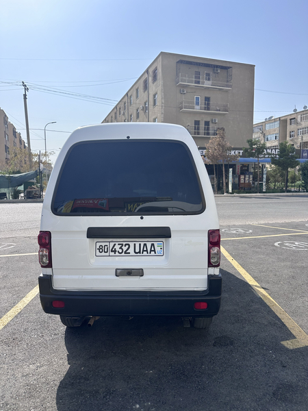 Прадаётся дамас ван
