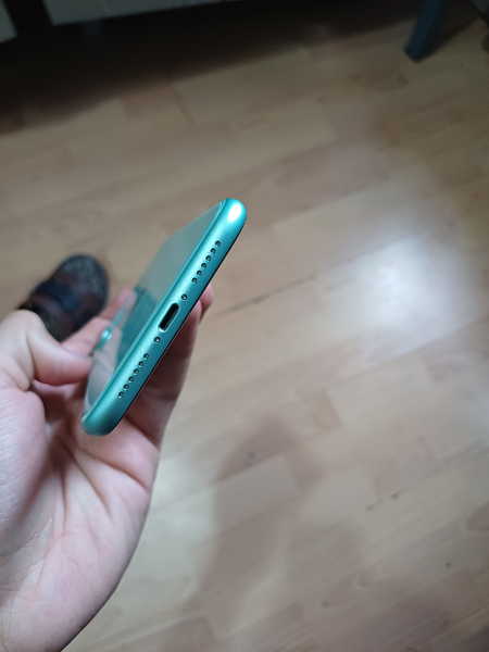 Iphone 11 128 xotira 92% yomkst ideal karobka yoq pasport kopya berila