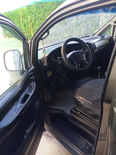 Hyundai Starix gurzavoy