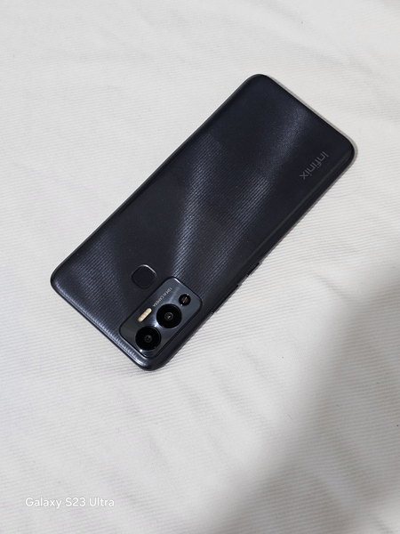 Infinix Hot 12Play sotiladi
