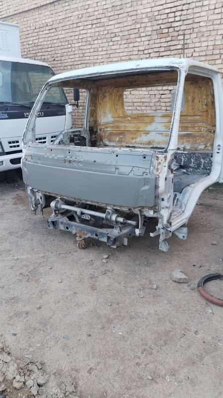 Исузи кабинка сотилади