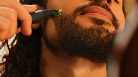 Триммер для бороды и усов Philips OneBlade QP1424