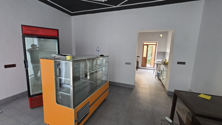 Arenda joy 20 kv² magazin , bufet v vipechka uchun joy