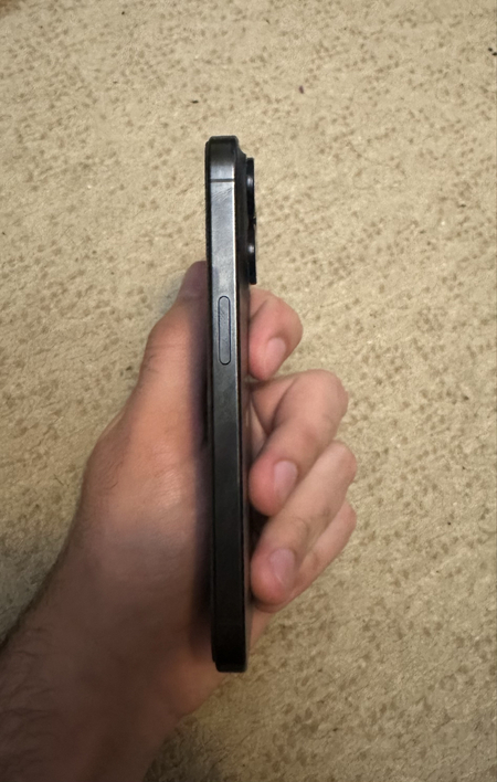 iPhone 15 pro 128gb