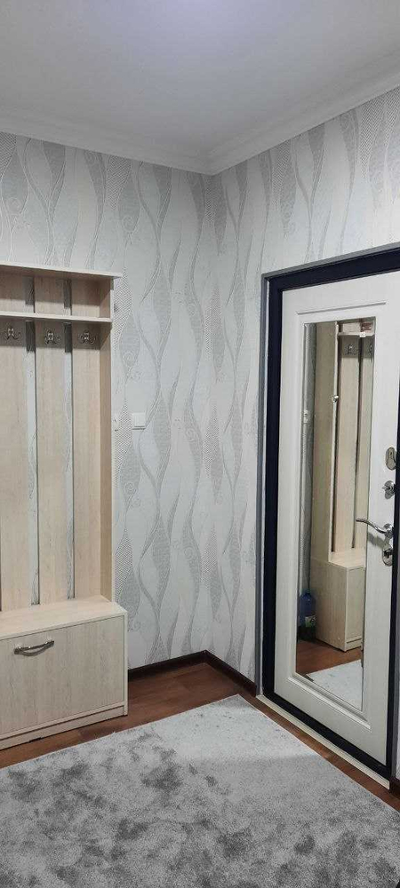 Srochniy Sergeli Dustlik 2  2×3/1/9 Sotiladi 71 m²