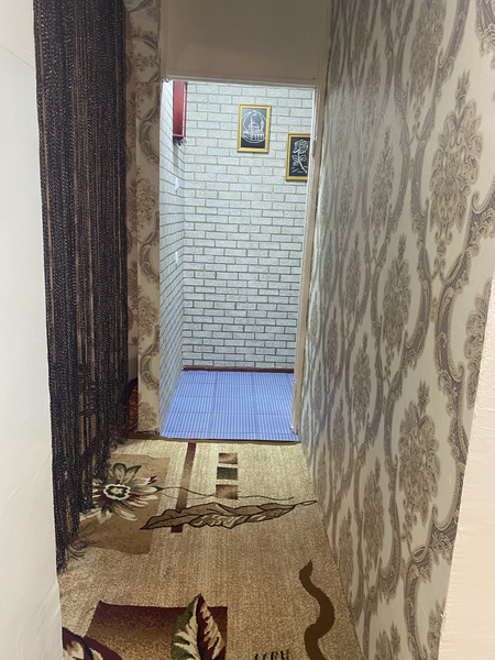 Продаю квартиру 2 комнатная сквазная.