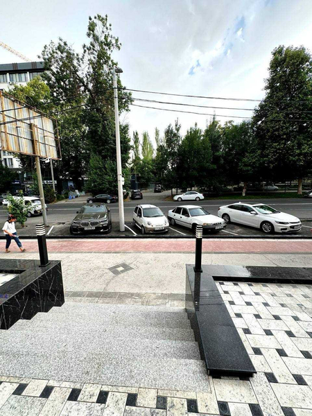 продается нежилое помещение 100 м2 Яккасарайский район