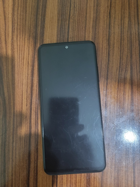 Redmi note 11 1 yil ishlatilgan