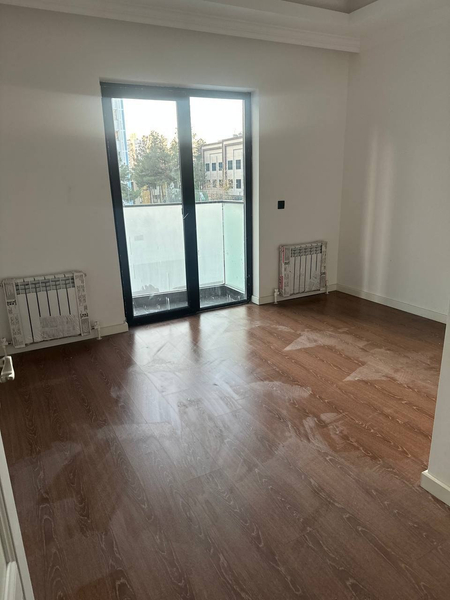 Продается 3х ком. квартира, ЖК Nur, ор-р: Алайский рынок, 70м2