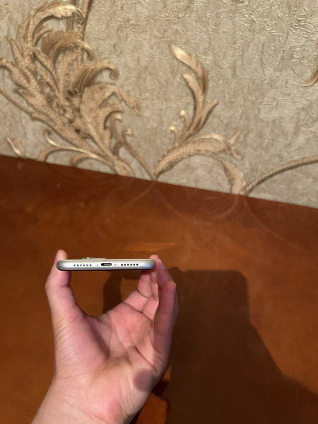 Iphone 11 Sotiladi !