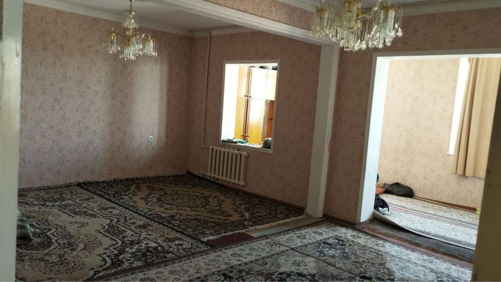 Срочно продаётся 5х квартира Яшнобод район 40-лет победы