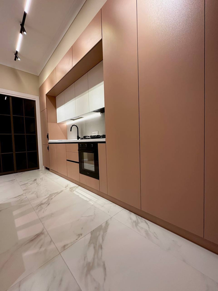 Продается 3х комн. квартира, ЖК ДАРХАН, ор-р:Алайский рынок, 80м2
