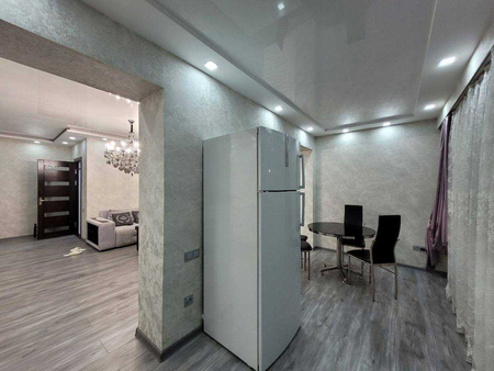 Ц-1,кафе Бибигон,2-комнатная,3/4,58 м²,евроремонт,мебель,техника