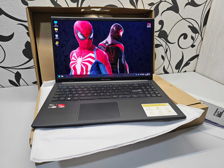 ПРОДАМ Asus VivoBook 15 2024 Ноутбук Ryzen™5-7520U/8GB/512SSD/15.6