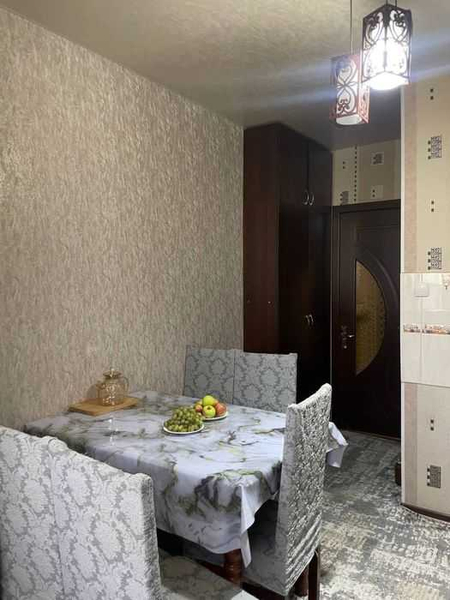 4 хоналик квартира сотилади метро Тинчлик метродан 100метр