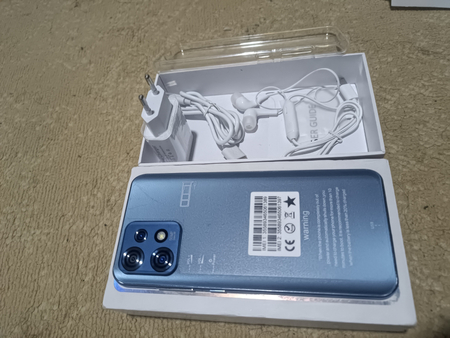 Poco m6 pro китайский телефон