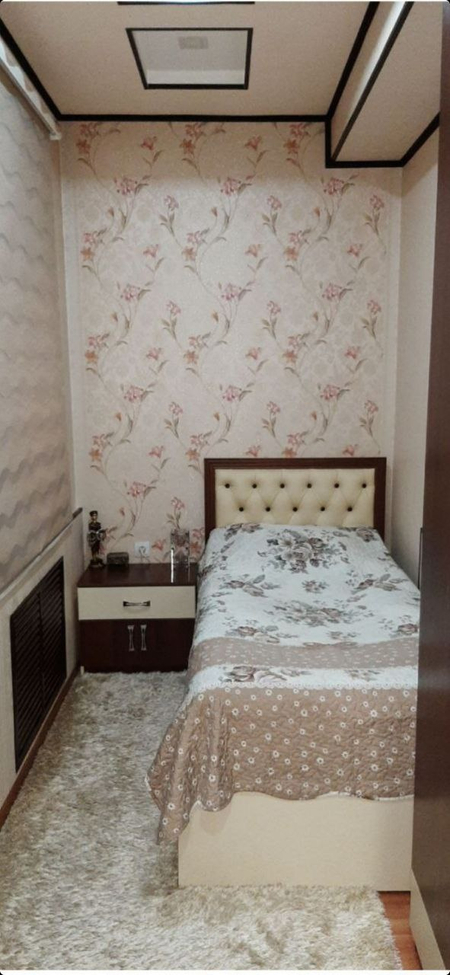 Срочно  сдаётся  квартира  сергели  6 а 3 ком семья  зади машина  база