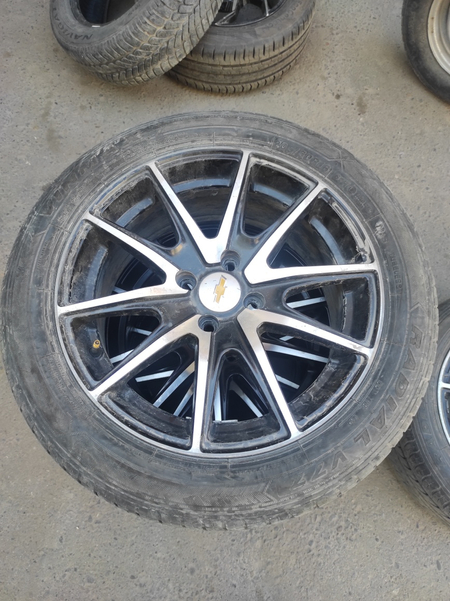 Diska balon Brabus 205/50/16 xolati zor kichkina svarkalari bor 4/100