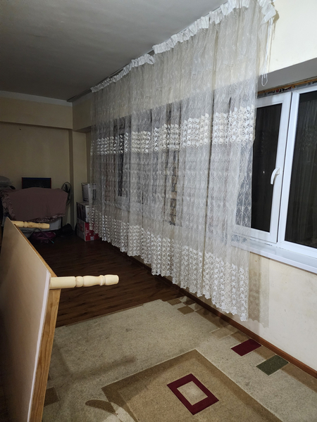 8-худуд 2хона 4-этаж 75кв м2 3-4 хона килса болади