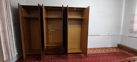 Продается 2 вида спальных гарнитур (Производства: Италия, Китай)
