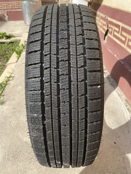 Зимные шины 195/60 R15