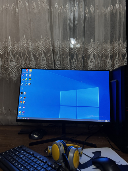 Настольный игравой компютер