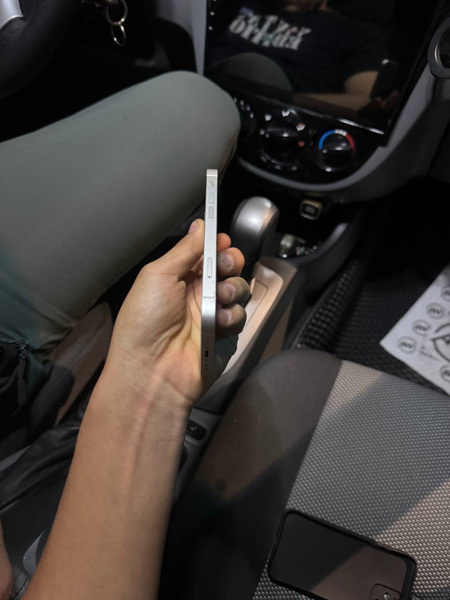Iphone 12 mini sotiladi