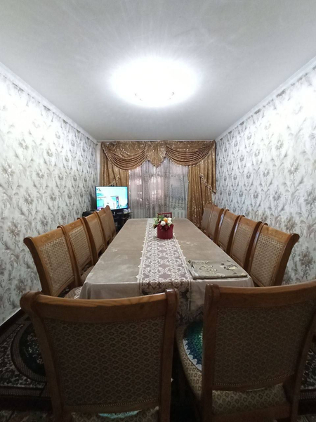 Мекрараёнда квартира сотилади