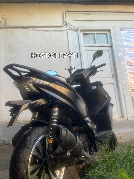 Italia R3 Motoskuter