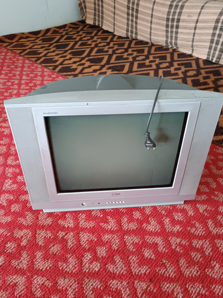 Televizorlar sotiladi ishlashi yaxshi