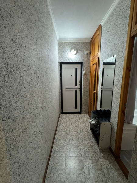 Yunusobod 8 2/2/4 s remontim mebel texnika