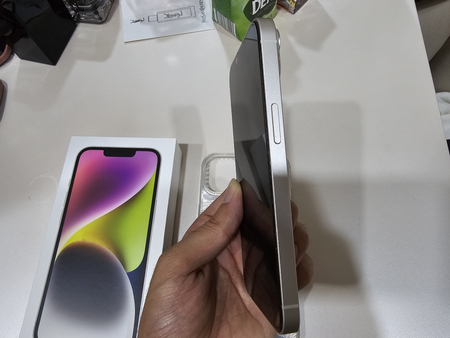 Iphone 14 128GB Starlight