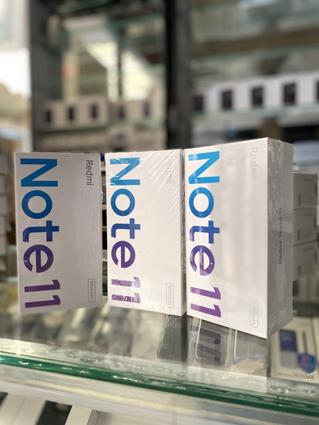 Note 11 yengi telefon ochilmagan grantya bor