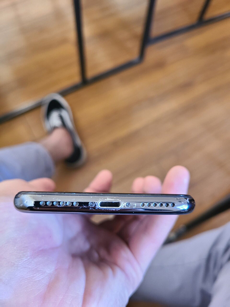 iPhone X 64Gb kh/a