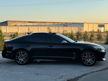 Kia stinger turbo 3.3