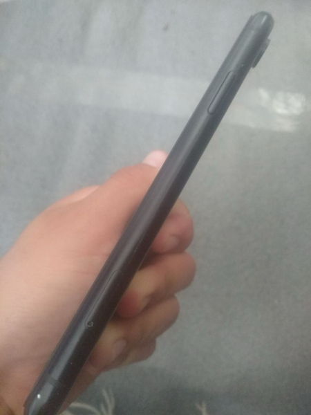 IPhone XR 64gb LLA 82yomkost true tone face id bor