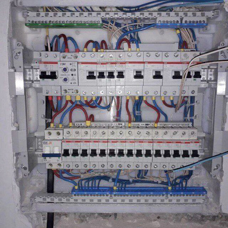 Elektrik santexnik kafelchik