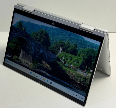 HP Envy X360 Core i5-1335U 13- avlod. Sensorniy ekran. Dasturchilarga