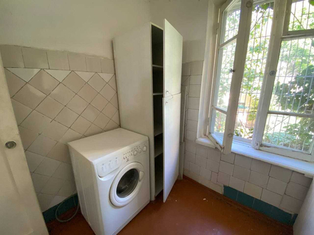 м.Ойбек 2-комнатная 2/2 42 м² чистая обстановка