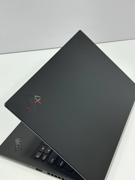 Kuchli Noutbuk Lenovo ThinkPad X1 Carbon