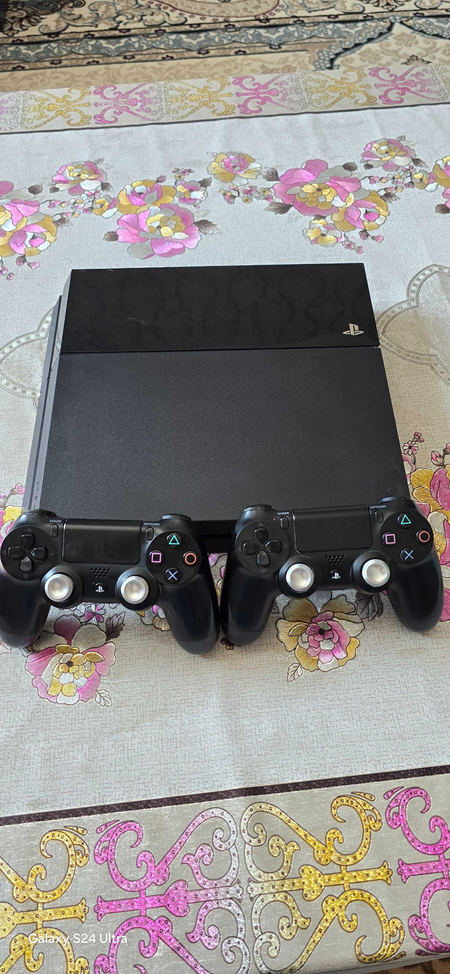 PS4 (playstation 4) elektron jihozlar,o'yin anjomlari