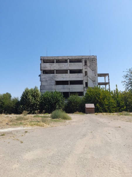 Eski riszavod sotiladi !!!