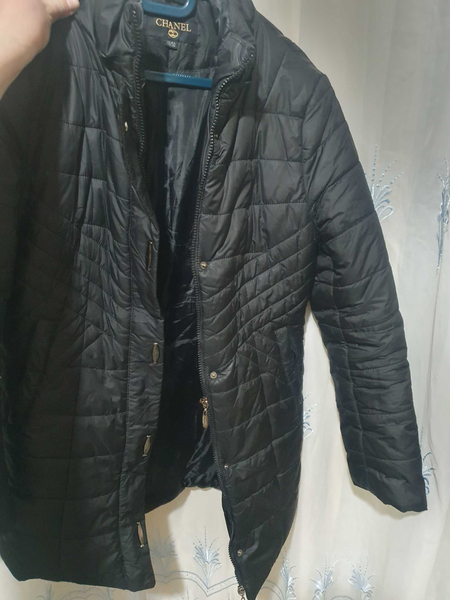 Женская куртка за 150000 сум