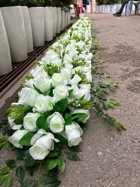 Цветы на стальные